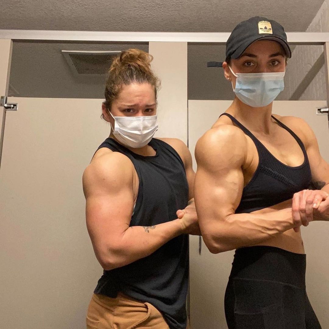 Codi Smith, Nicole Garcea