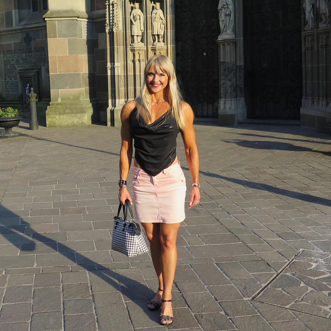 Renata Freundlich (@reny21g)