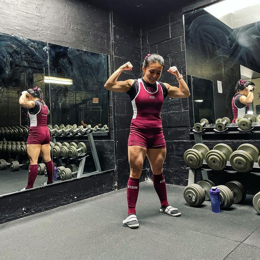 Zuzu (quadmommyzuzu)