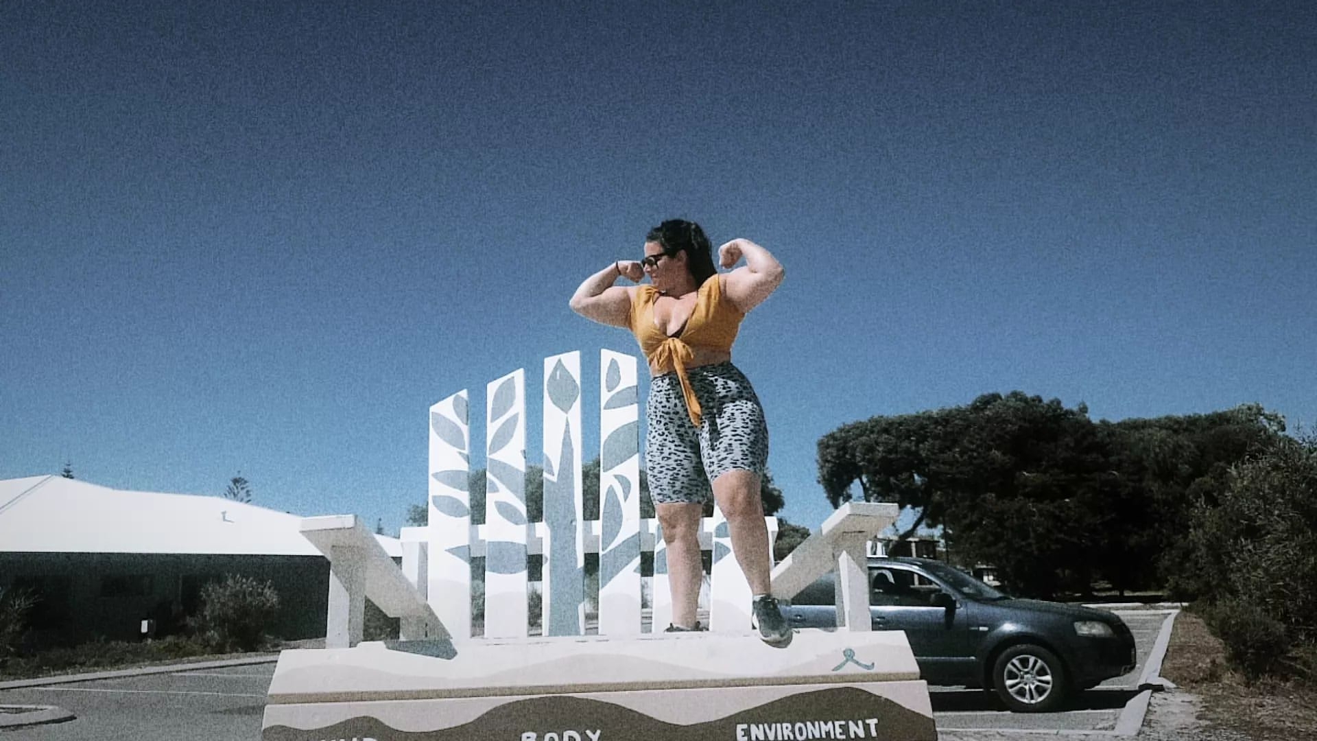 Lisa (lil_hulk_lili)