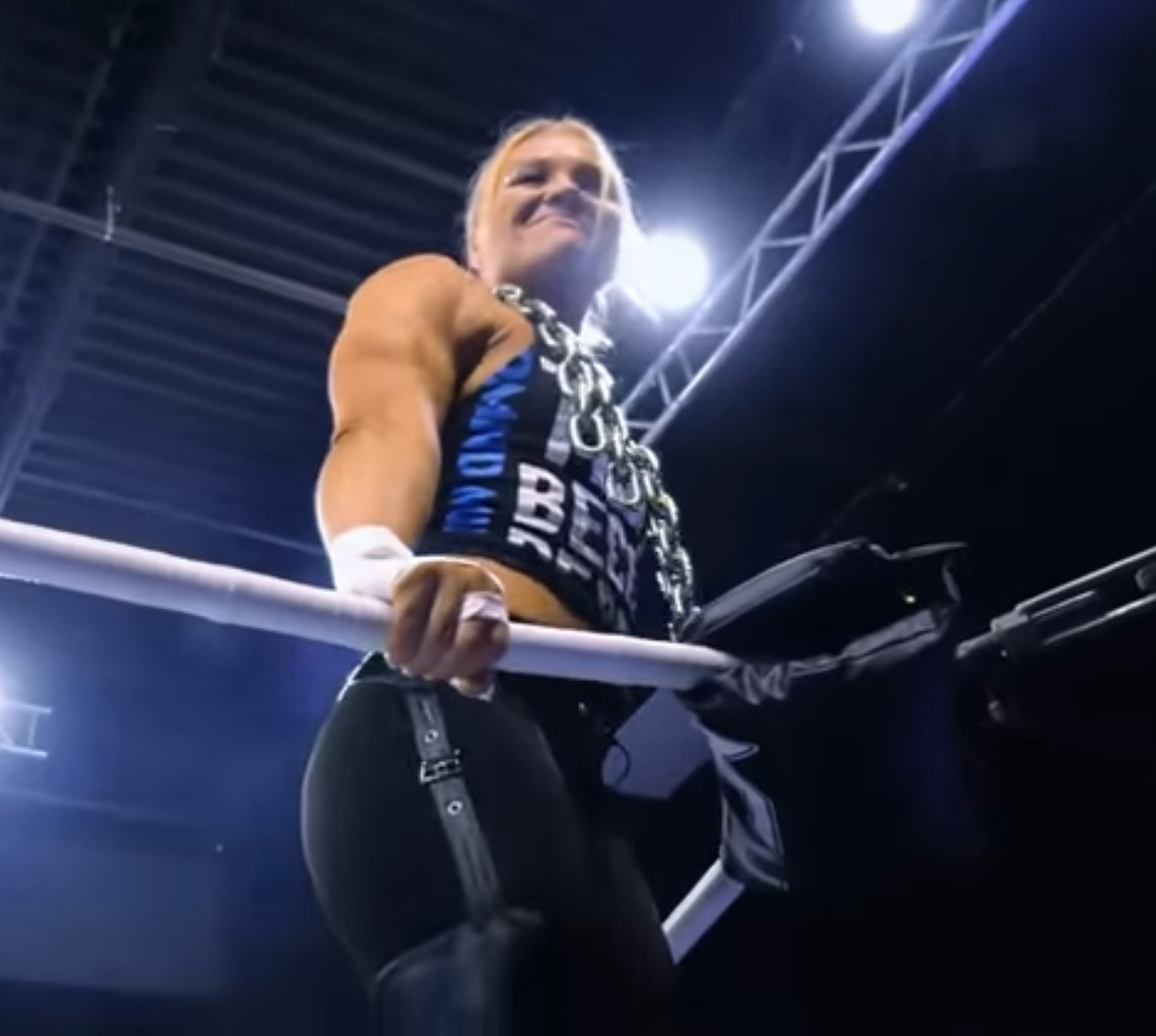 Emily Andzulis (Ivy Nile)