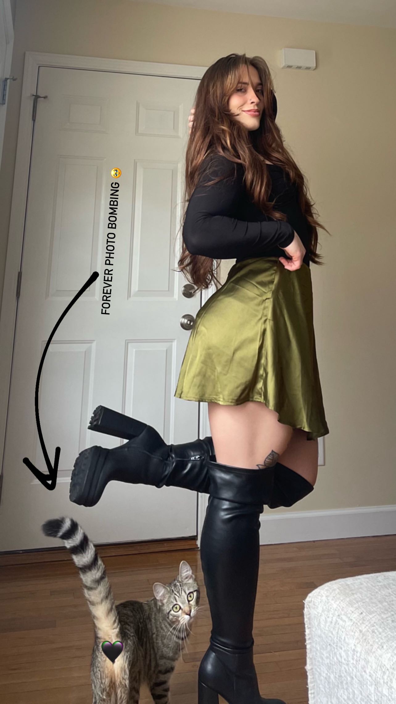 Amber White (ambernickyfit)