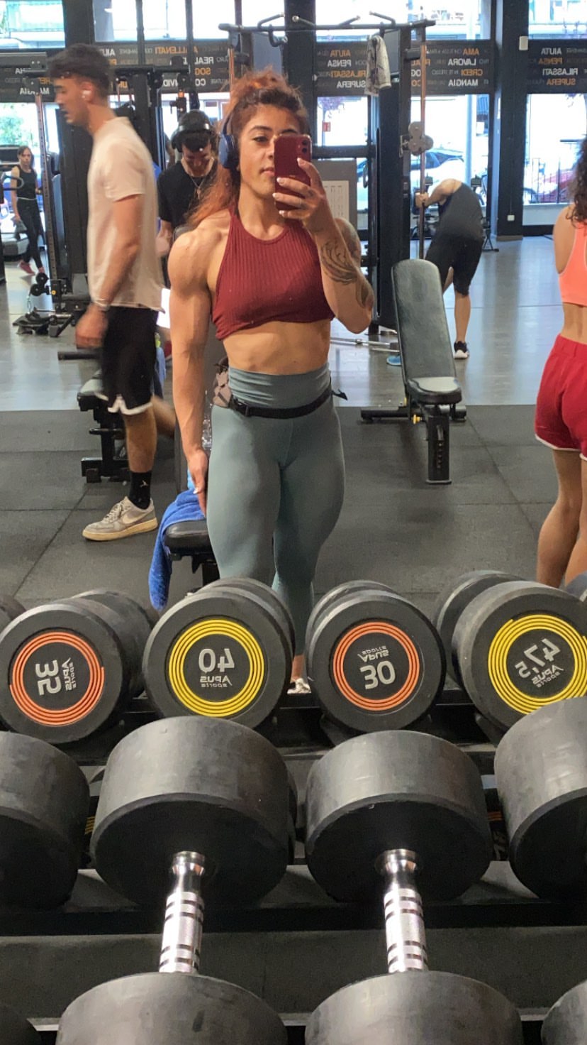 Angelica Franci (angy_wellnessifbb)