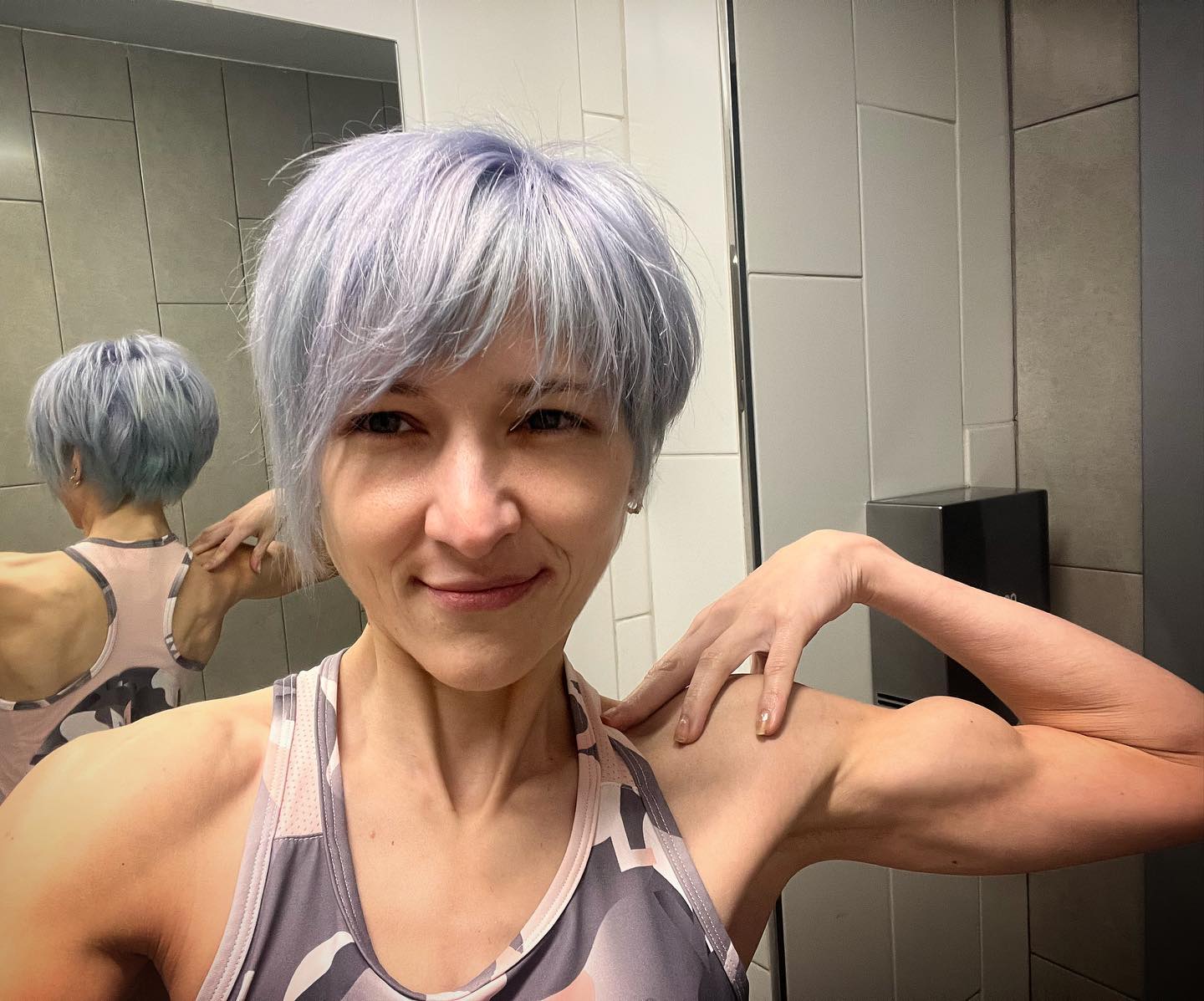 BicepsGirl4Fun