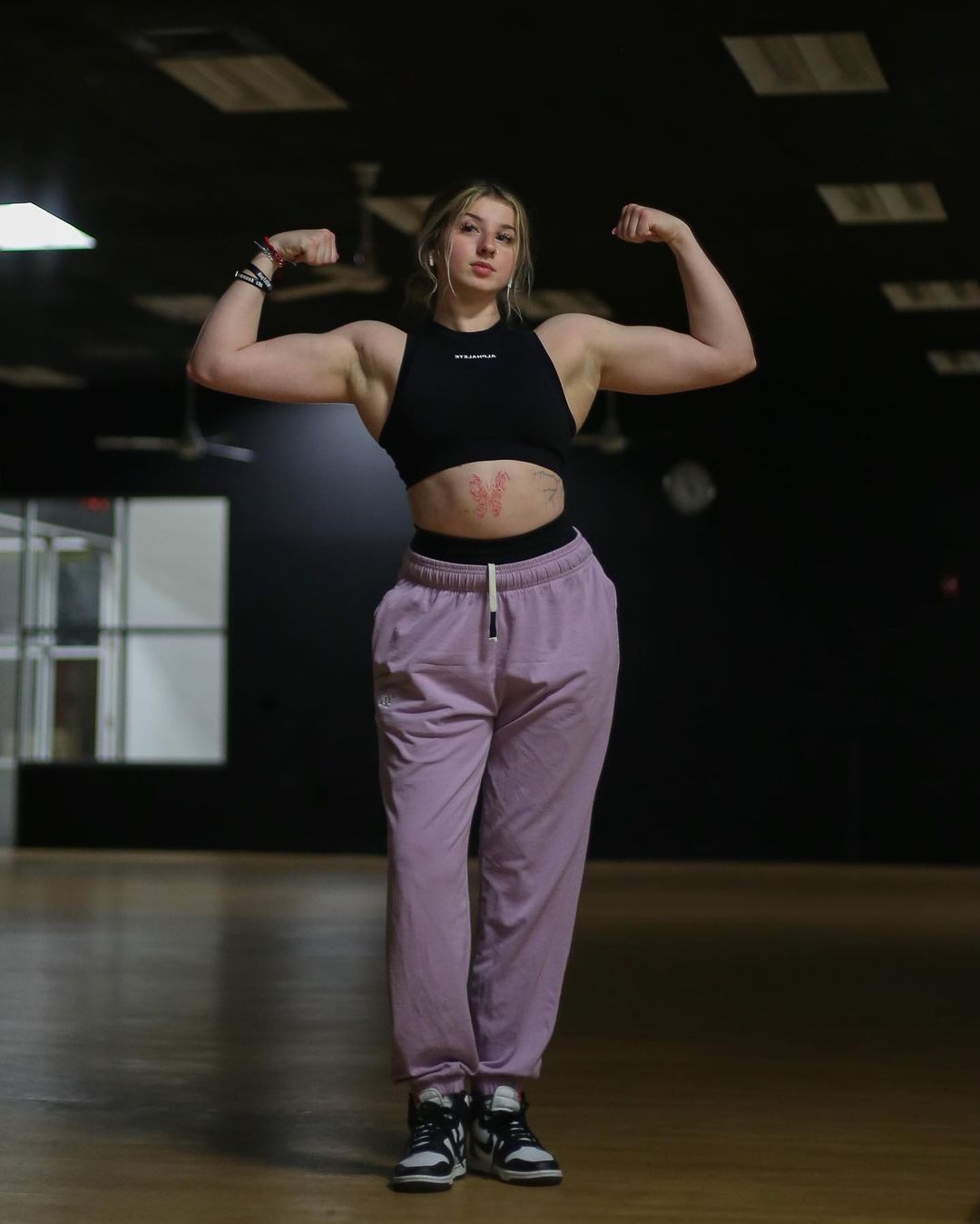 Cheyanne (_cheyannee)