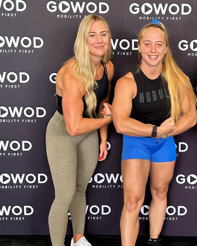 Brooke Wells, Shelby Hamilton