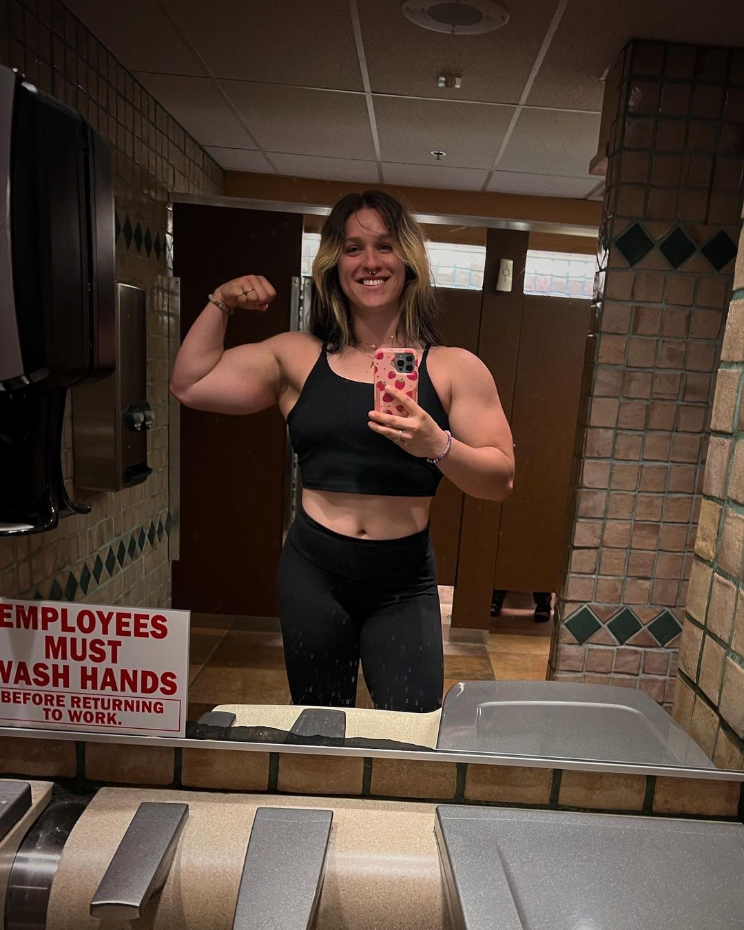 Sarah Korty (sarahk_fit_)