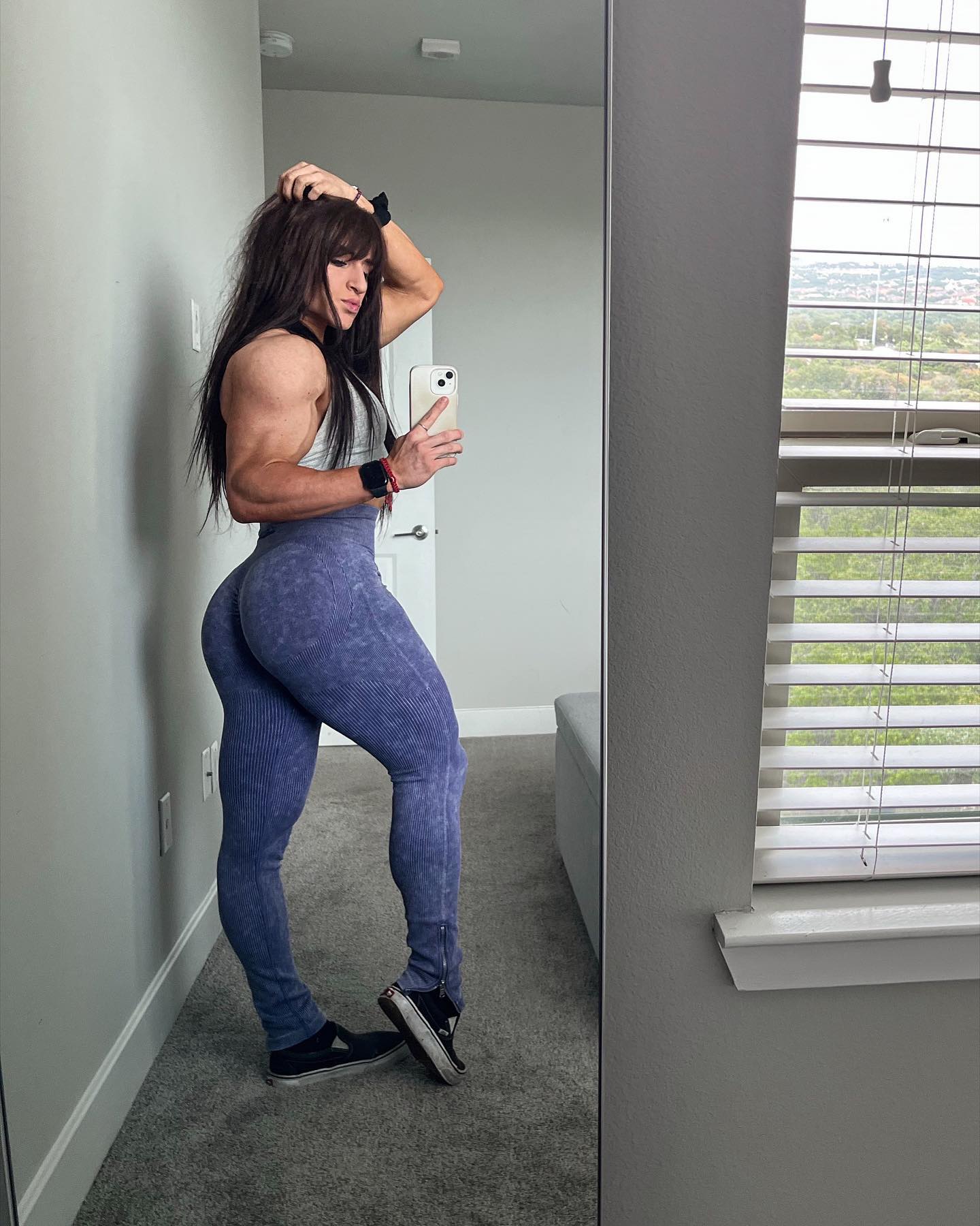 Madison Dinges (mdingesfit)