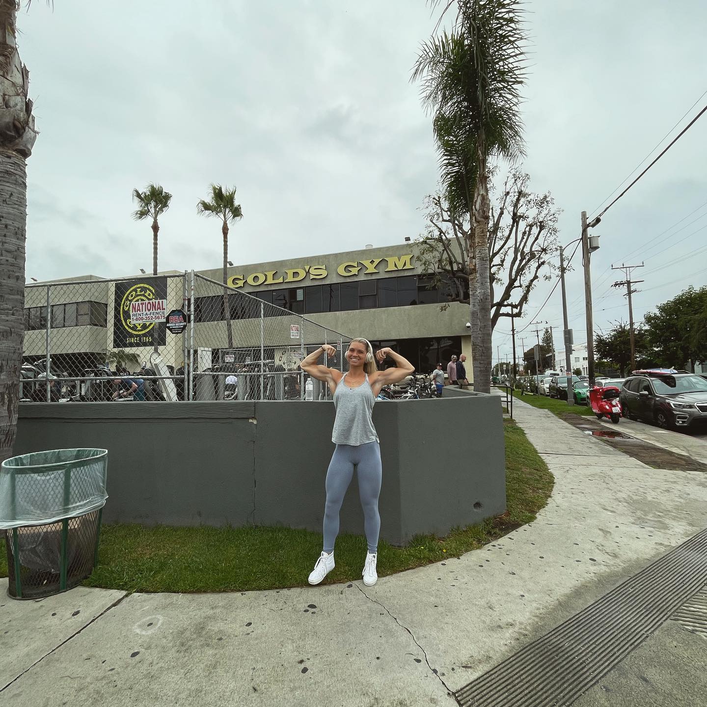 Hayley Allyn (buffblondee hayleyallynfit)