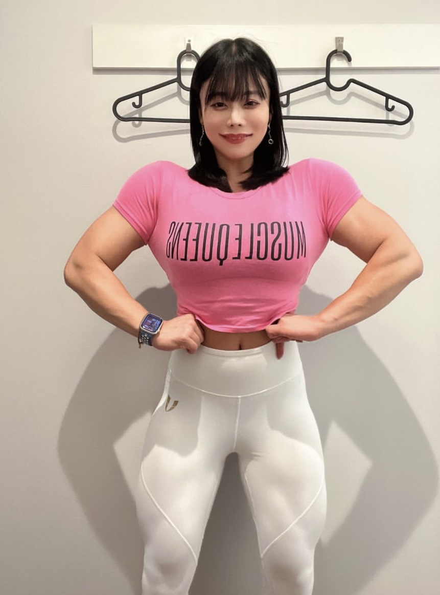 Misaki Sakurai (misamisa_ifbb_figure_pro)