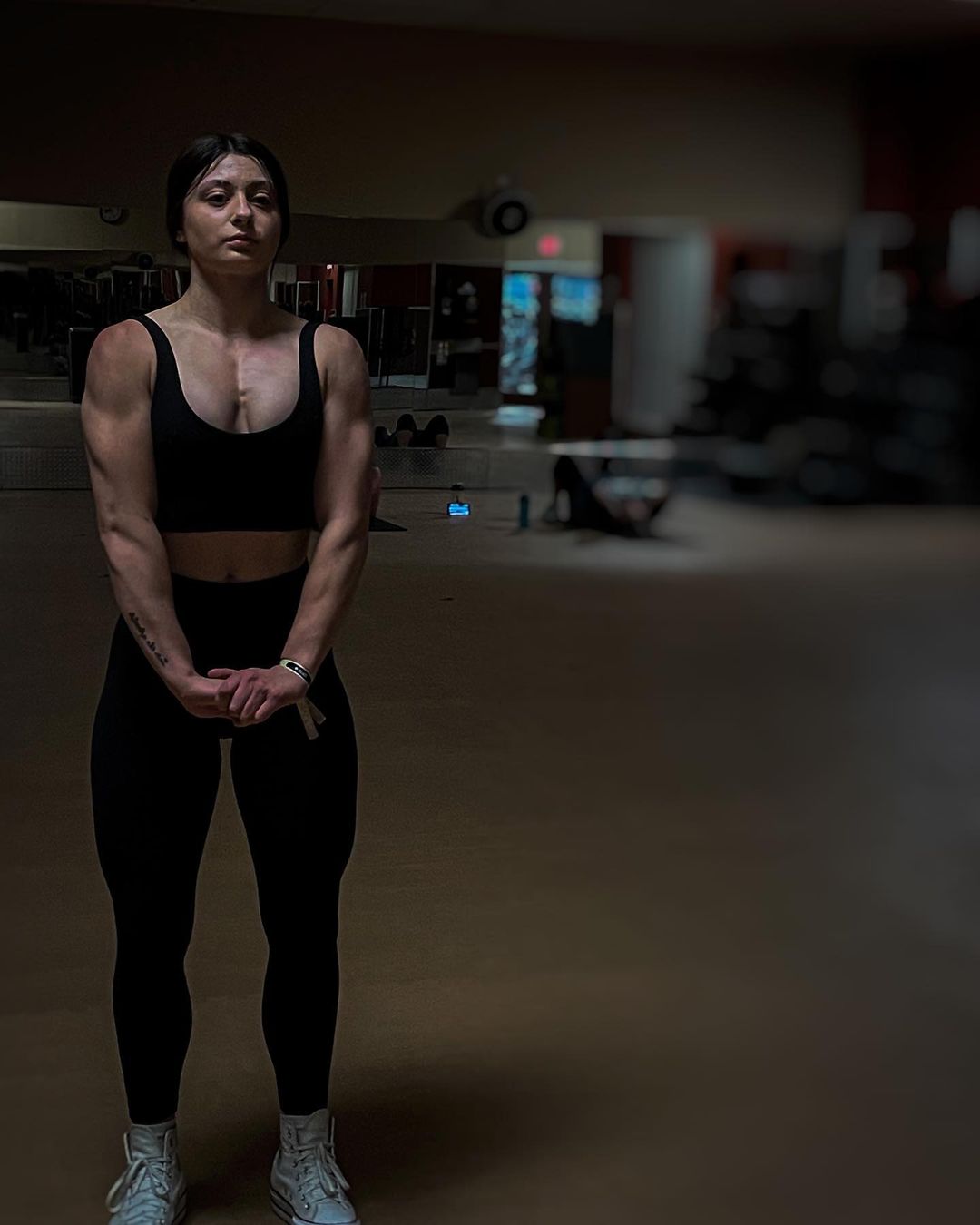 Jay England (fit.by.jayy)