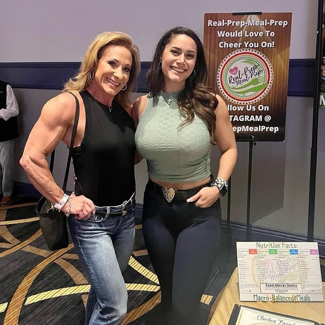 Jeannie Paparone, Sara Ramthun