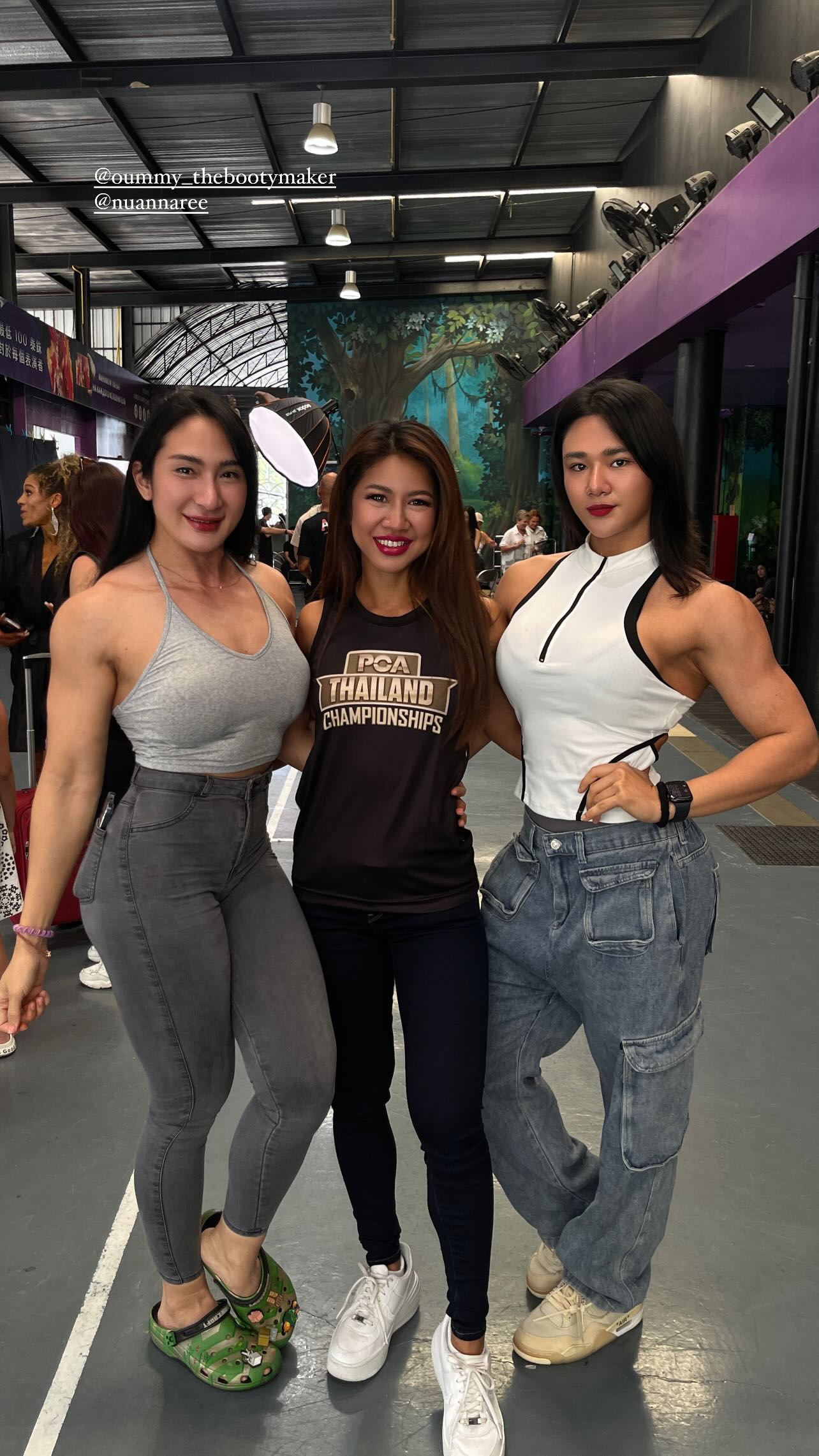 Nuannaree Sriwaralak (Ploy Sityodtong), Panjapa Chumyam (smile.panjapa)