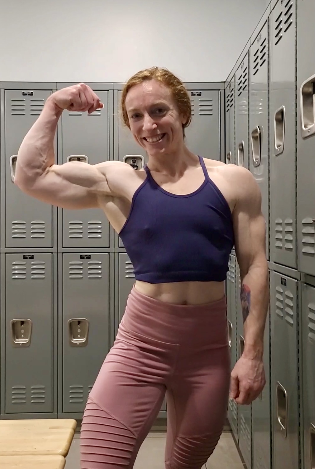 Amber (fit_little_redhead)