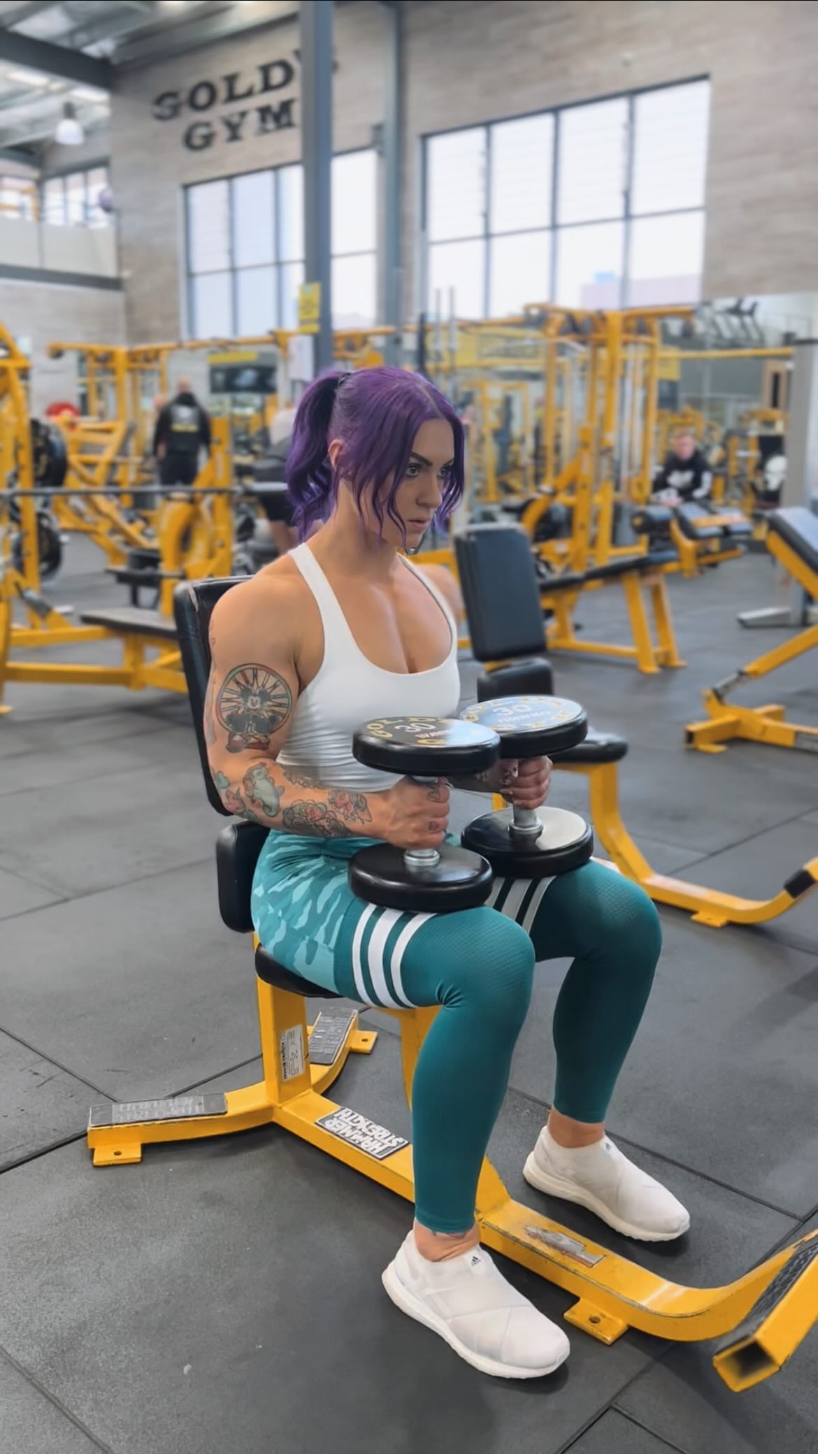 Maurine Magka (fitness_unicorn)