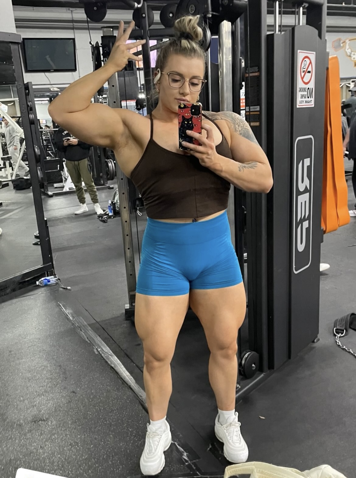 Emily Nosler (emnoz_44)