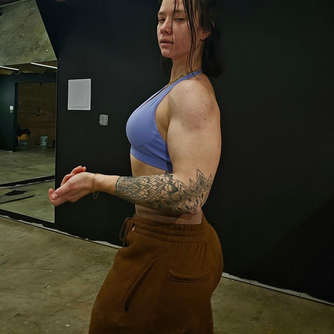 Amy Cook @ayeejayycee