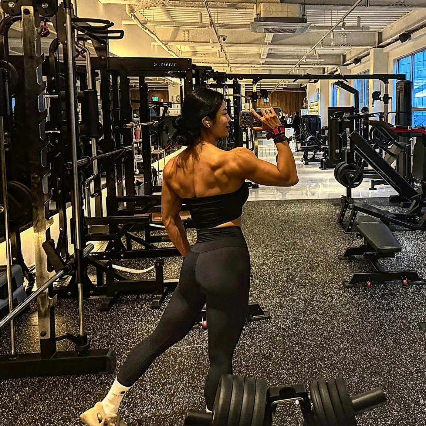 Hyeonjeong Kang (insta.hj2)