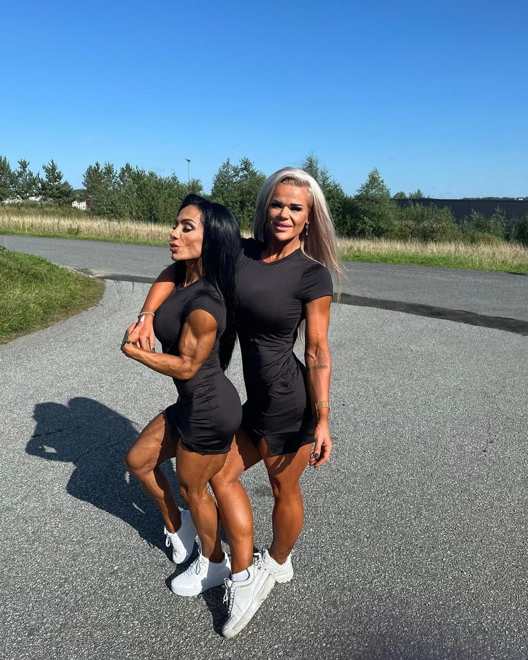 Sena Coban (senaccoo), Anna Ropponen