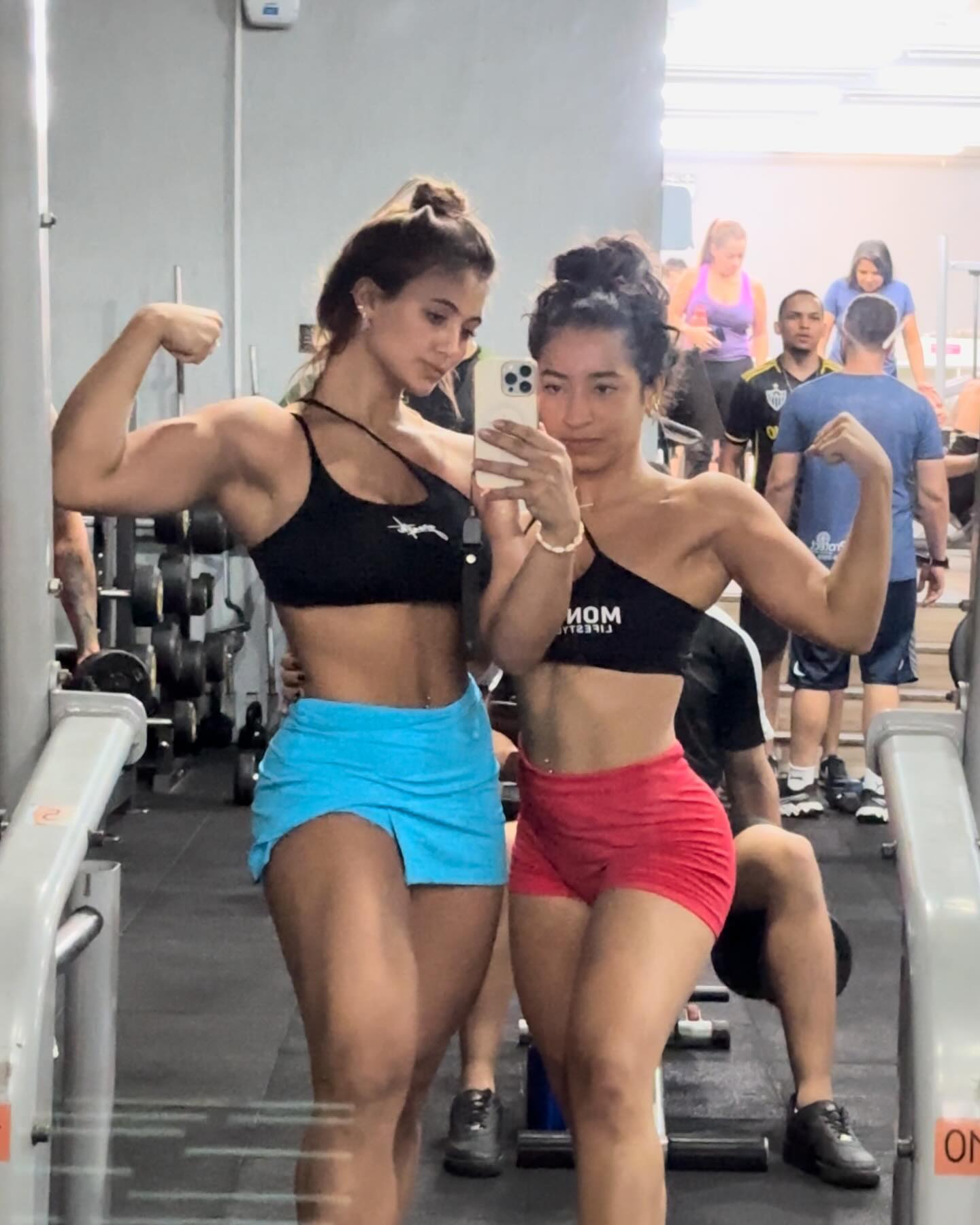 Jennifer Figueiredo, Duda Ferraz