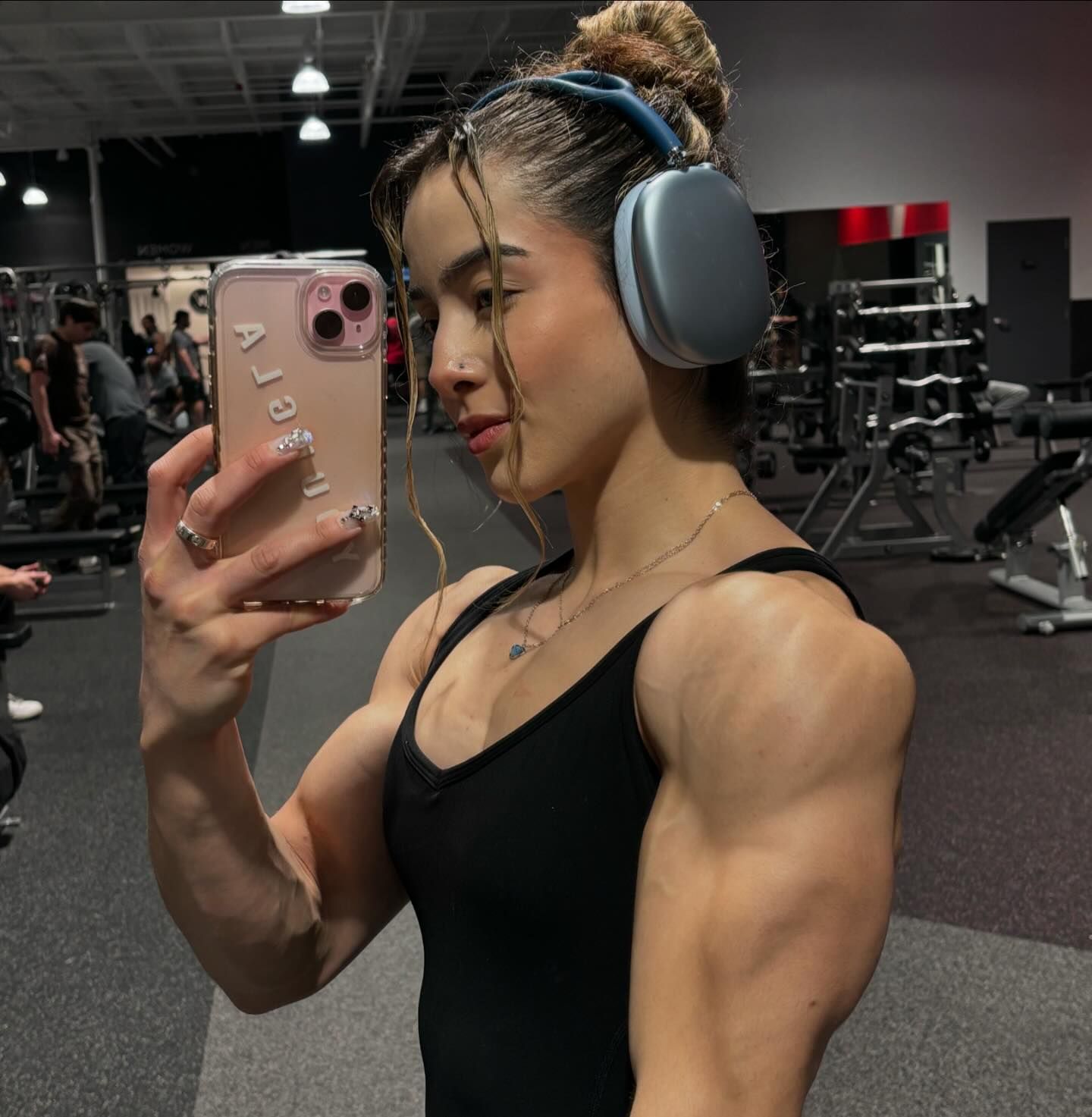 Ruby Rivera (_riverafit)