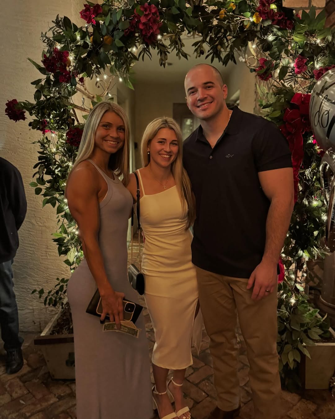 Hayley Allyn (buffblondee hayleyallynfit)