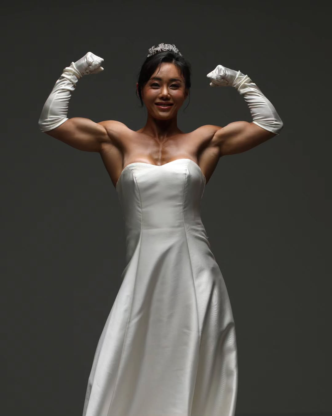 Baek Yang-hee (ifbbpro_baek)