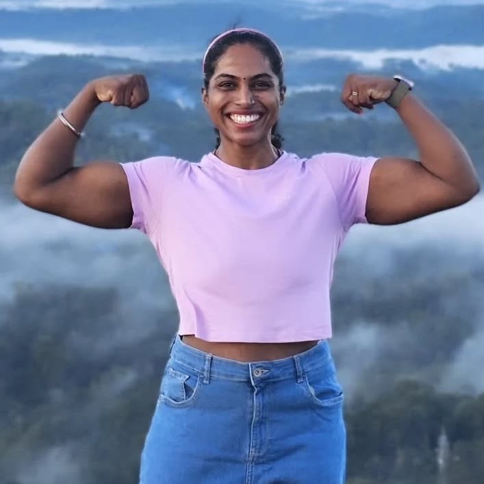 Radhika (the_she_code)