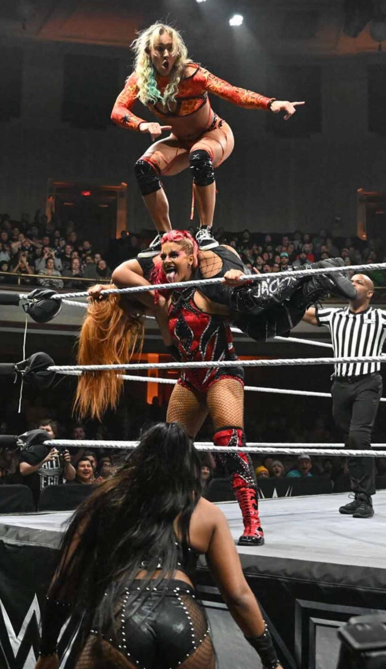 Calyx Harmony (Sol Ruca), Delta Brady (ZARIA)