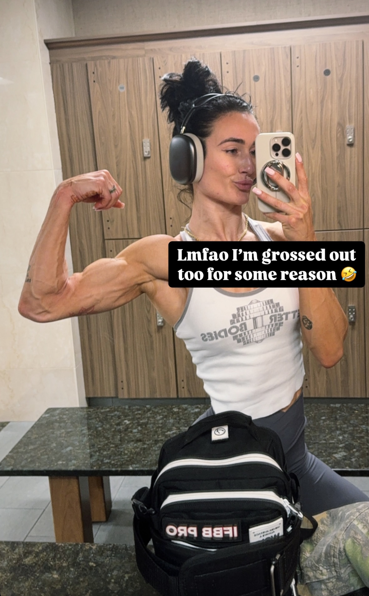 Torey Braly (torey_ifbbpro)