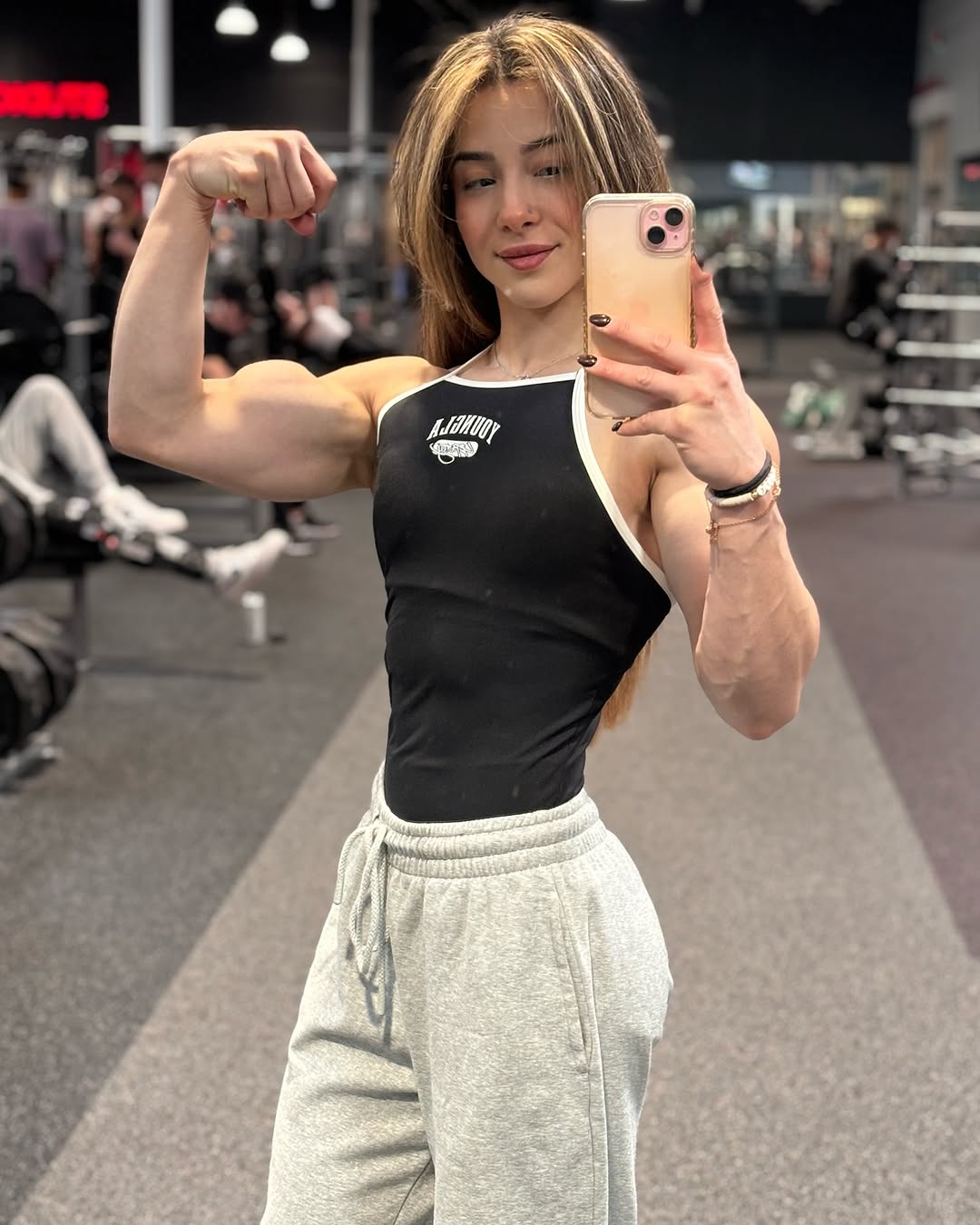 Ruby Rivera (_riverafit)