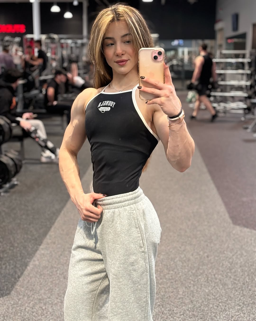 Ruby Rivera (_riverafit)