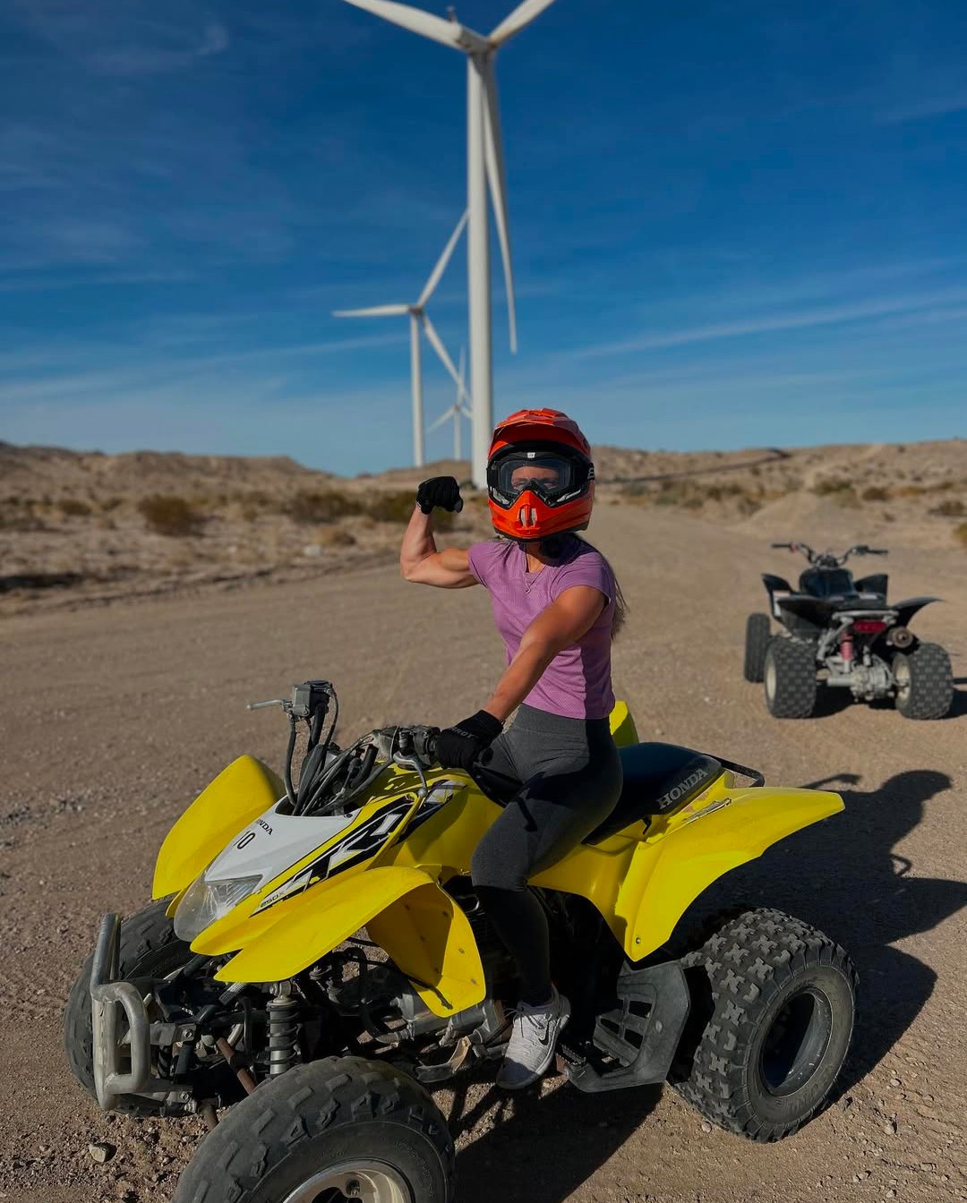 Hayley Allyn (buffblondee hayleyallynfit)