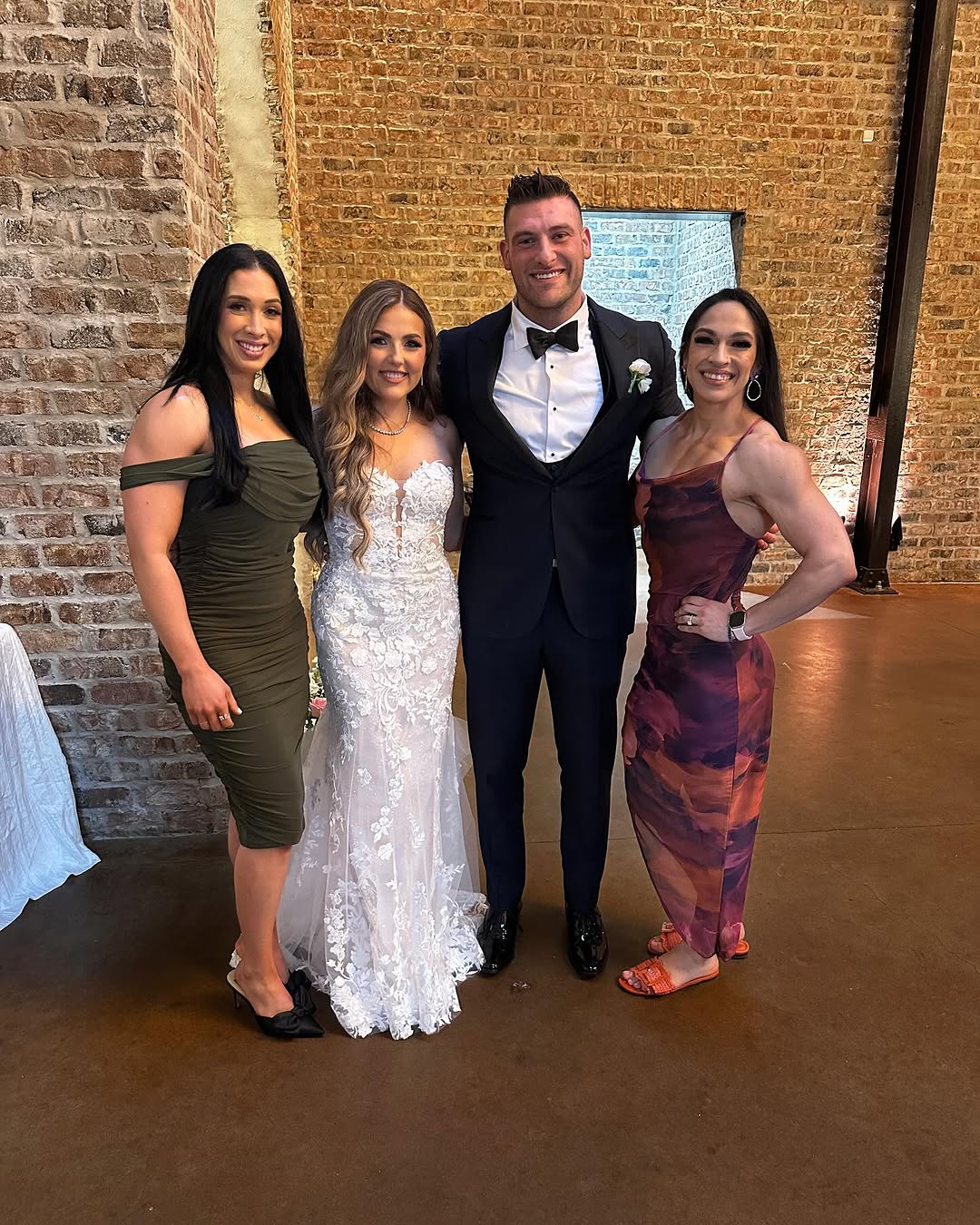 Samantha Phillips, Amanda Griffith