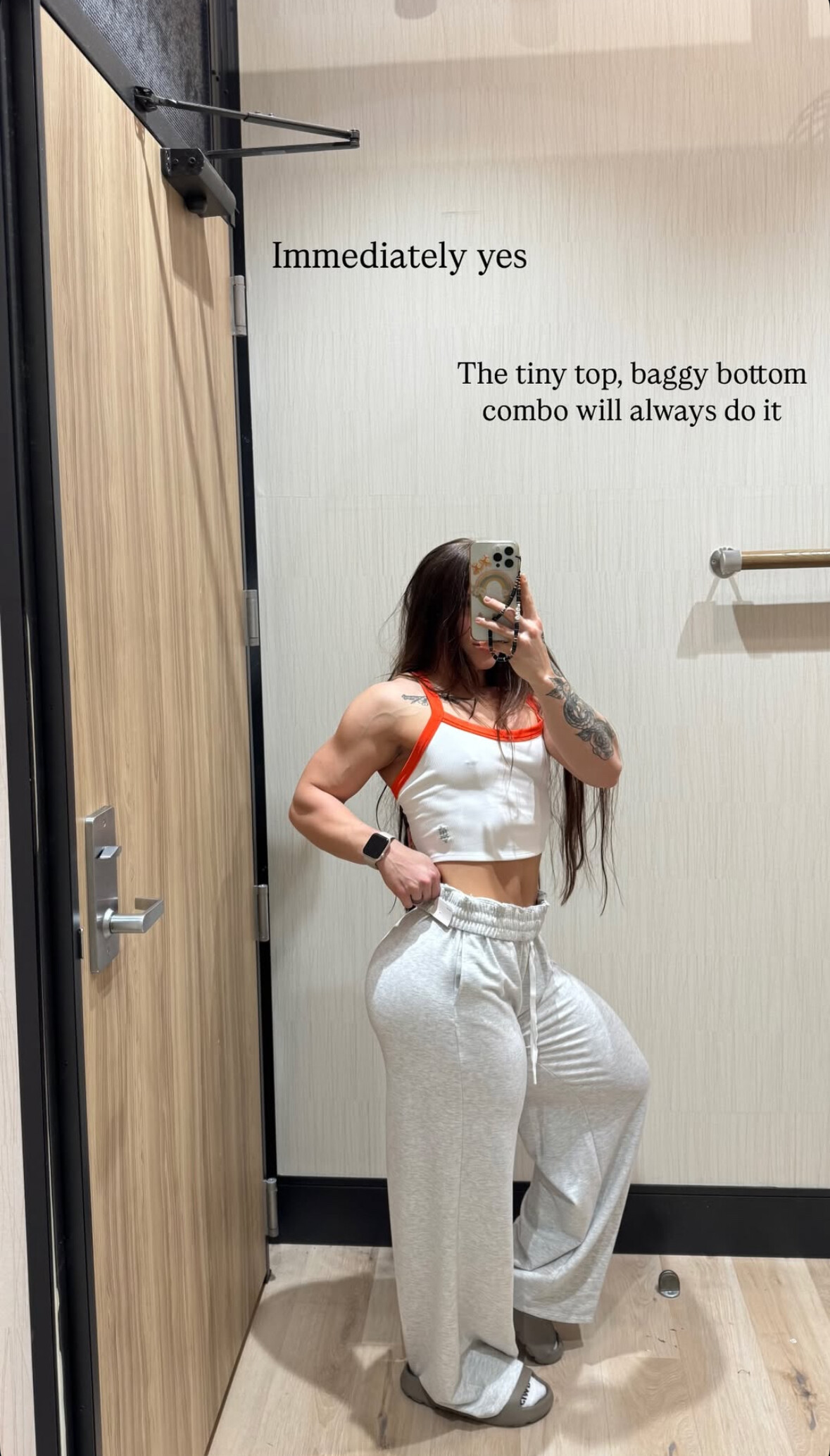 Amber White (ambernickyfit)