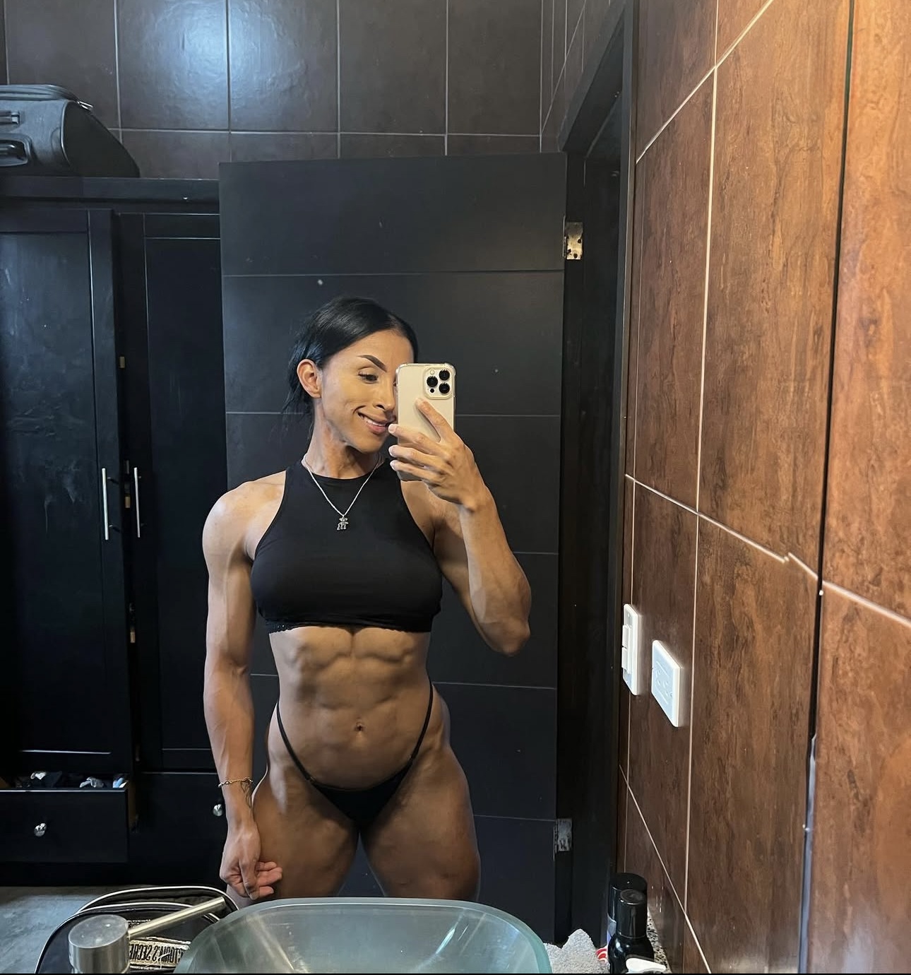 Victoria Reyes Villa