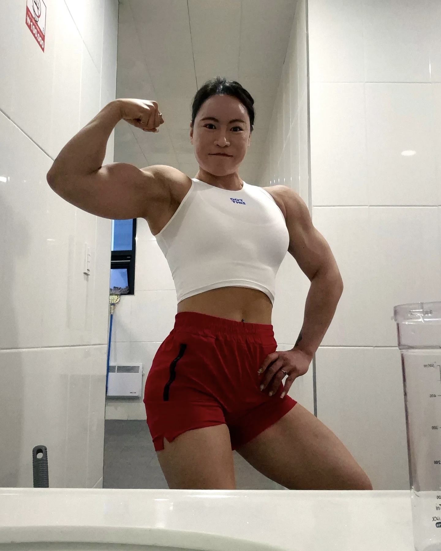 Kim Ju Hee (juheekim_ifbbpro)