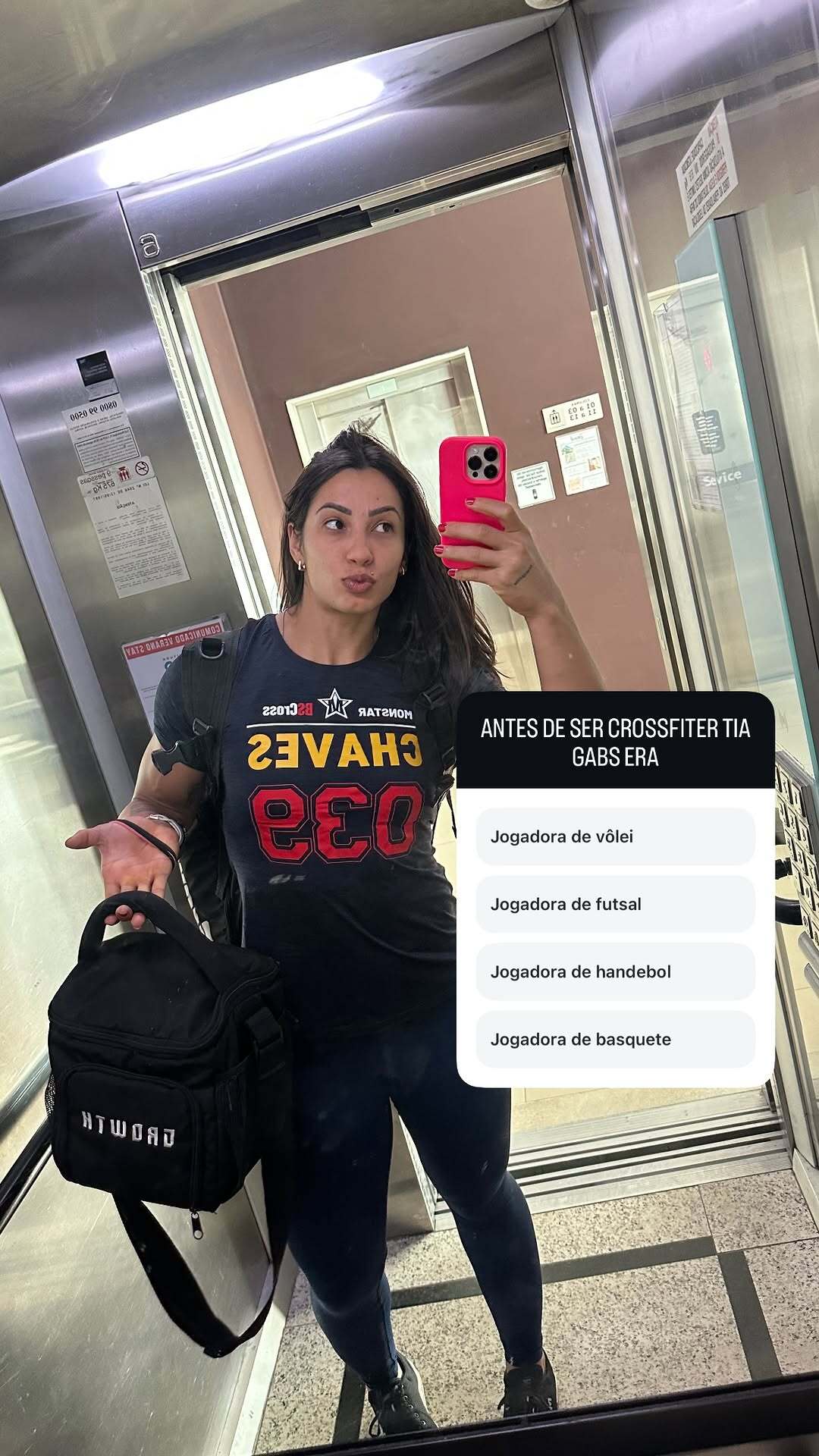 Gabriela Macedo (agabi__)