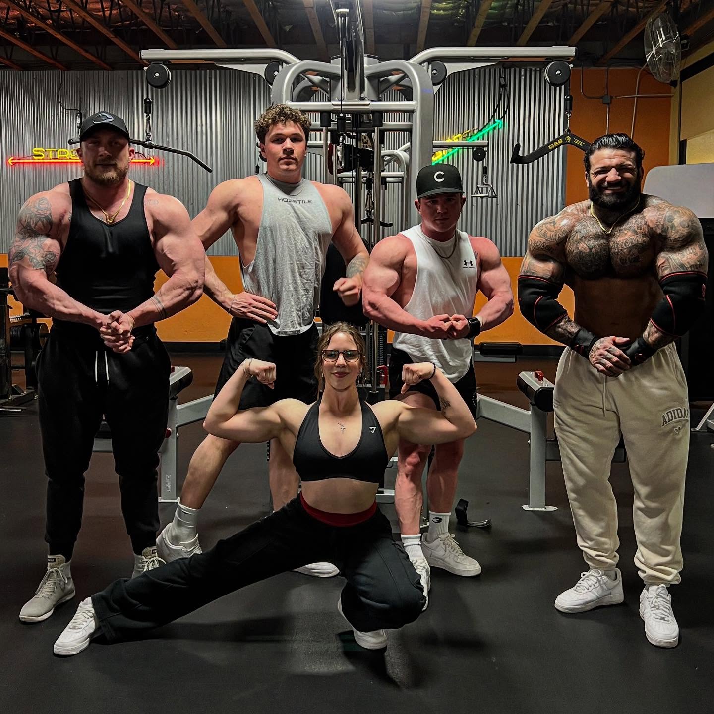 Kaia Leniz (kaia_lifts)