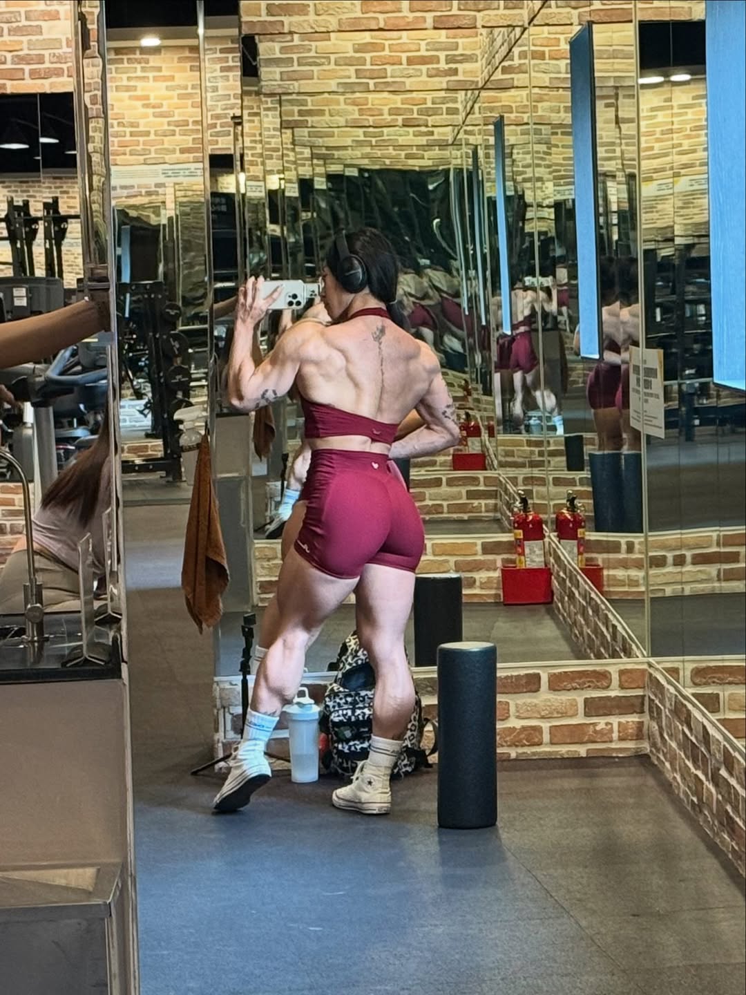 Yìngchén Liú (tries.216)