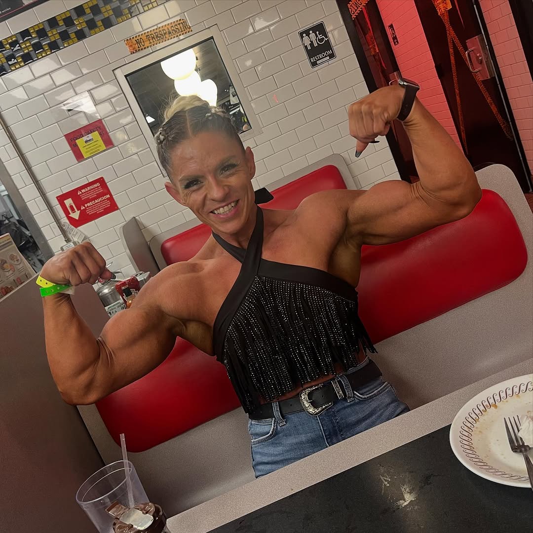 Rosanna George (roxyifbbpro_wpd)