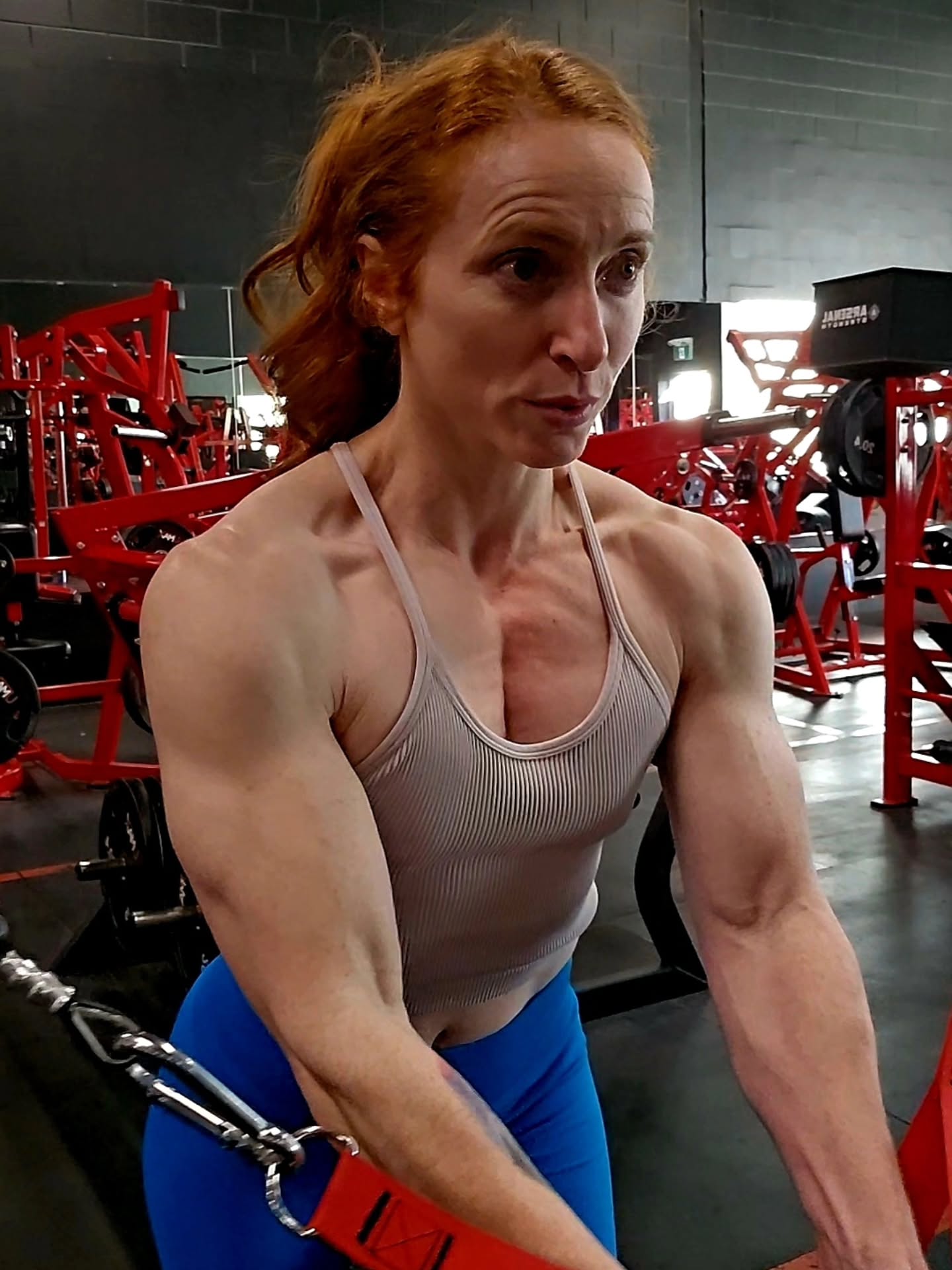 Amber (fit_little_redhead)