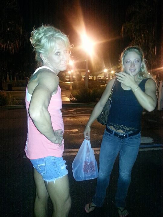 Laura Reardon, Sarah Reardon