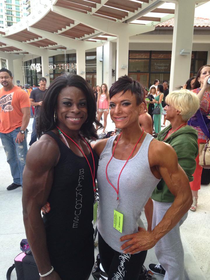 Miava Nelson, Amanda Leigh