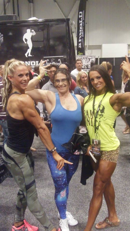 Ida Sefland, Lada Plihalova, Toni West