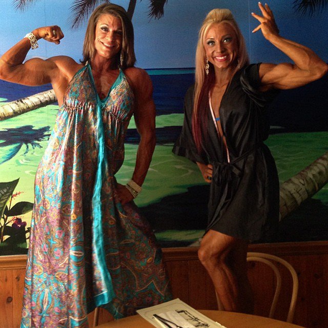 Tracy Weller, Hanna Hallman