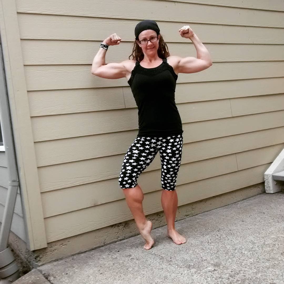 Shannon Norvell (calf.envy)