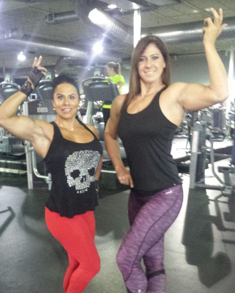 Elizabeth Bradshaw, Crystal Bragg