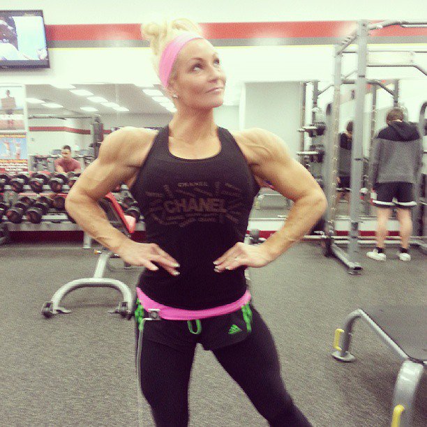 Taylor Smith (aussiemusclebarbie)