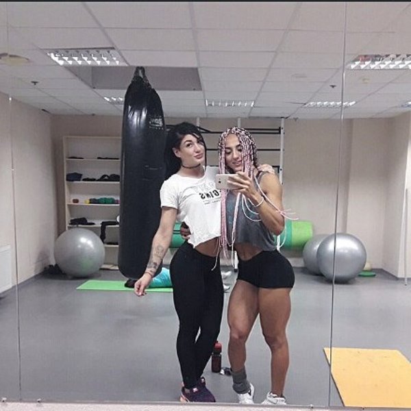 Karina Admiralova, Bakhar Nabieva